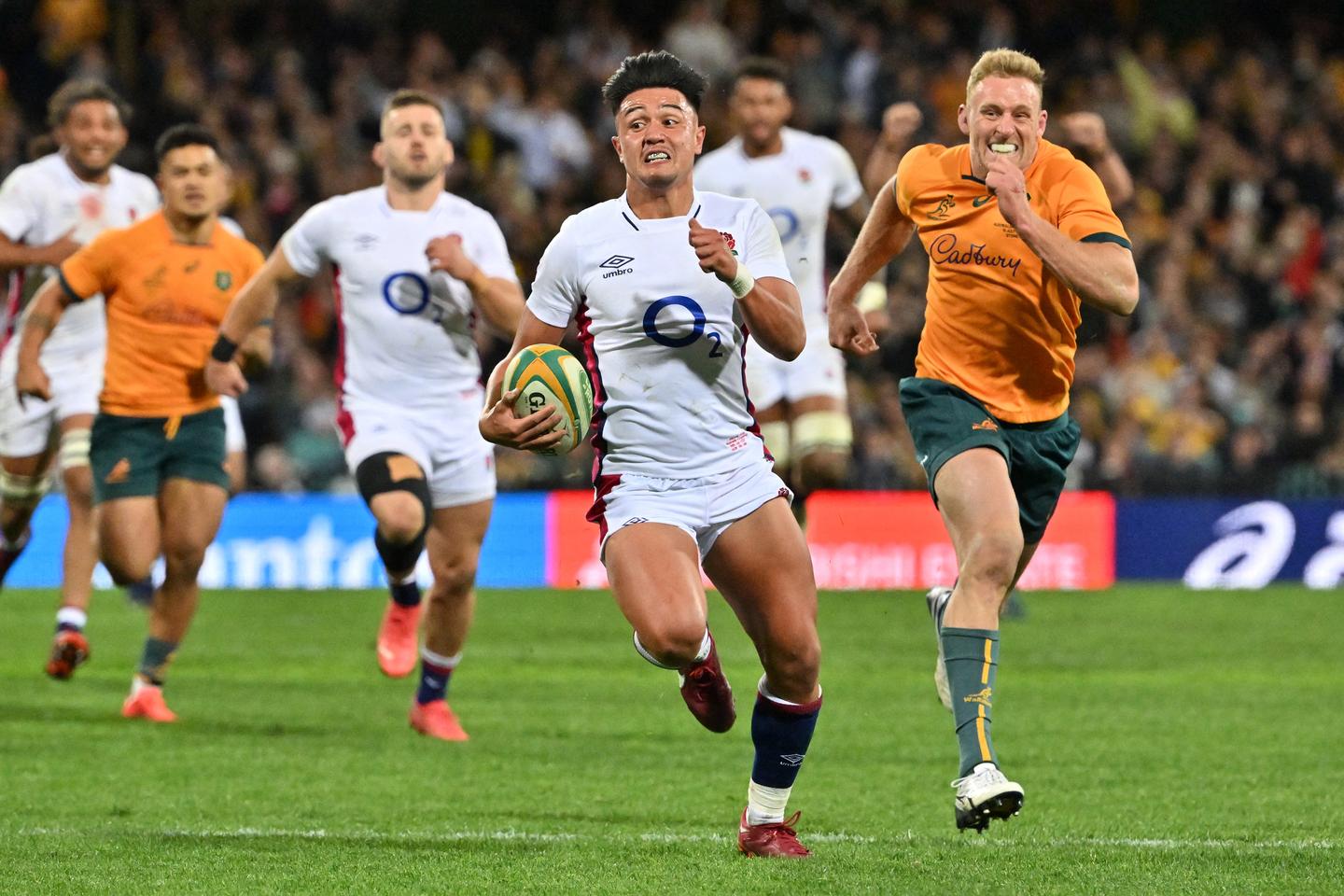 Rugby : l’Angleterre remporte sa série contre l’Australie