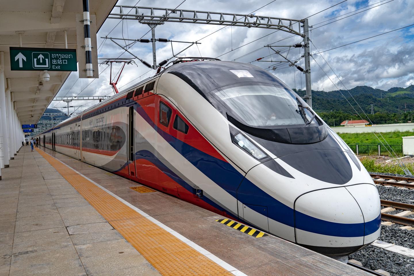 Strategically positioned, Laos wants to become the logistics hub for ...