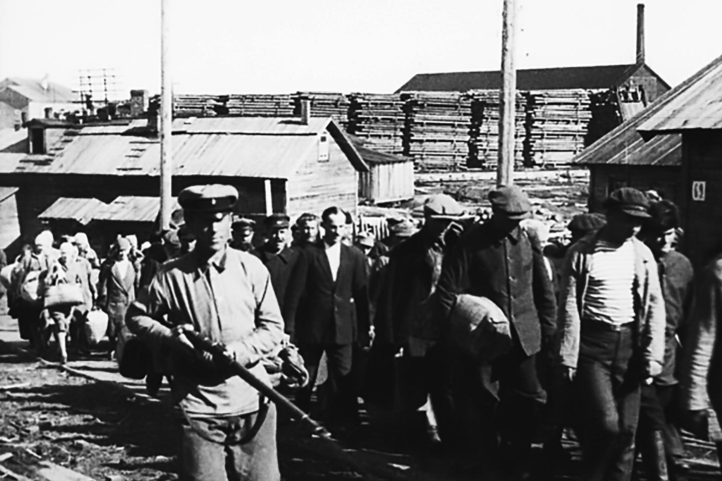 « Goulag. Une histoire soviétique », sur Arte.tv : un long voyage en ...