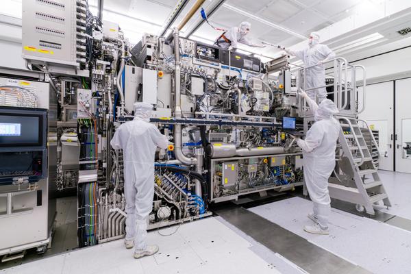 ASML, le « miracle néerlandais » des puces électroniques