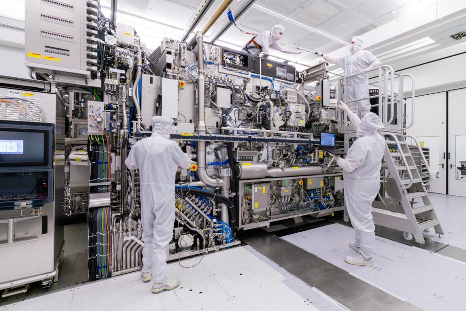 ASML, le « miracle néerlandais » des puces électroniques