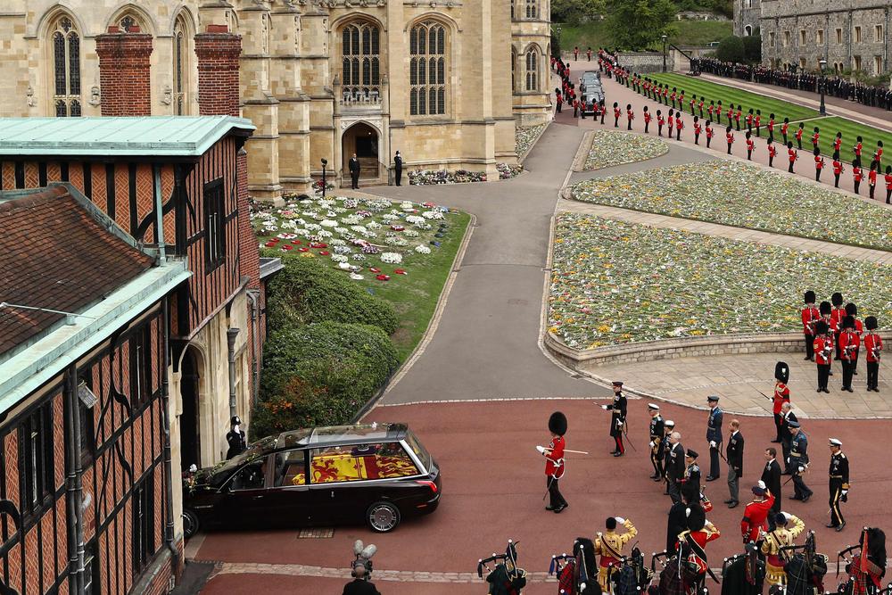 Funérailles d’Elizabeth II : revivez la journée de cérémonies en ...