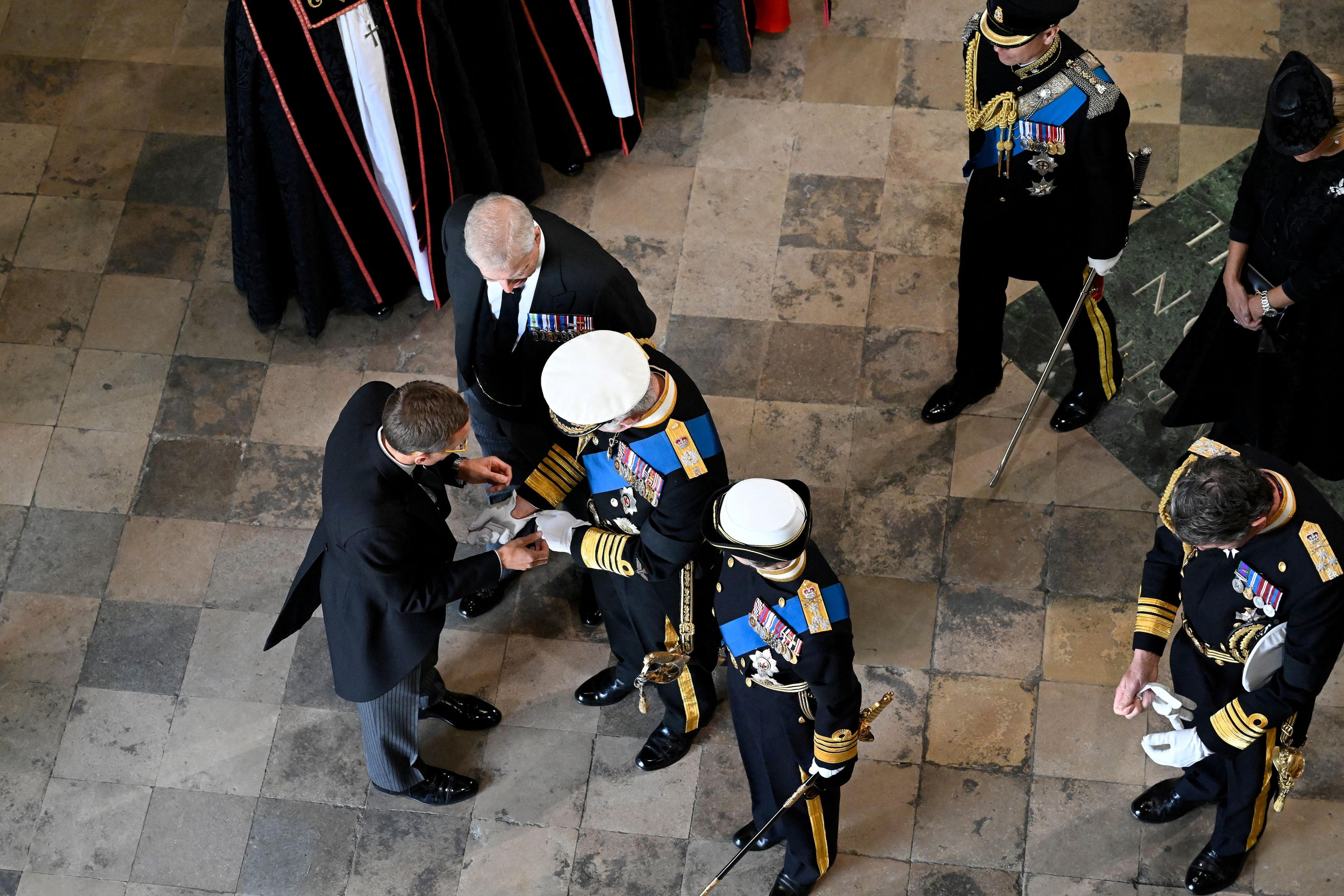 Elizabeth II's funeral: A ceremonial day of farewell to the Queen, in ...