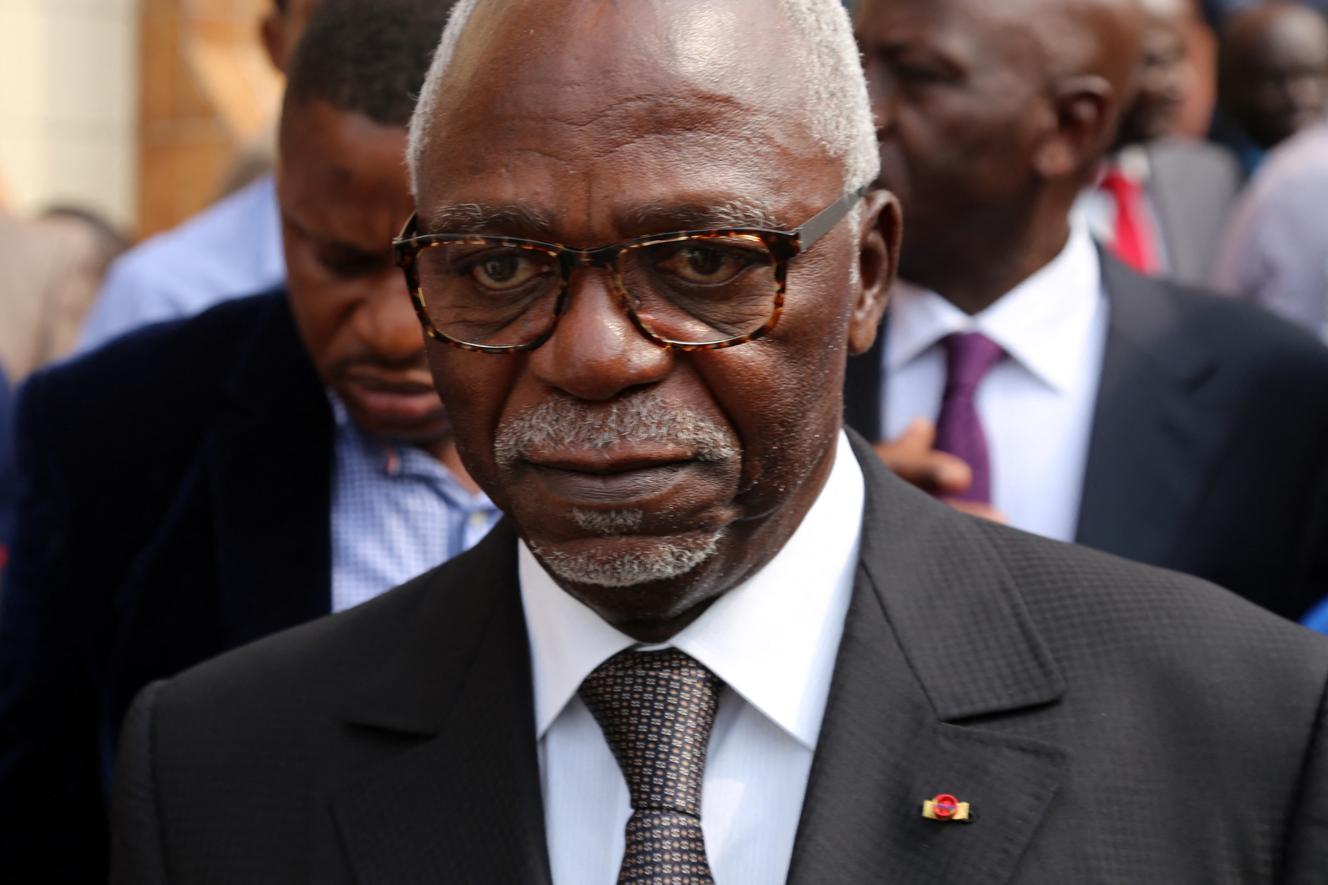 Au Gabon, un opposant important arrêté avec trois valises de billets de ...