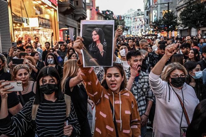 Following Mahsa Amini's death in Iran, 'women are at the forefront of ...