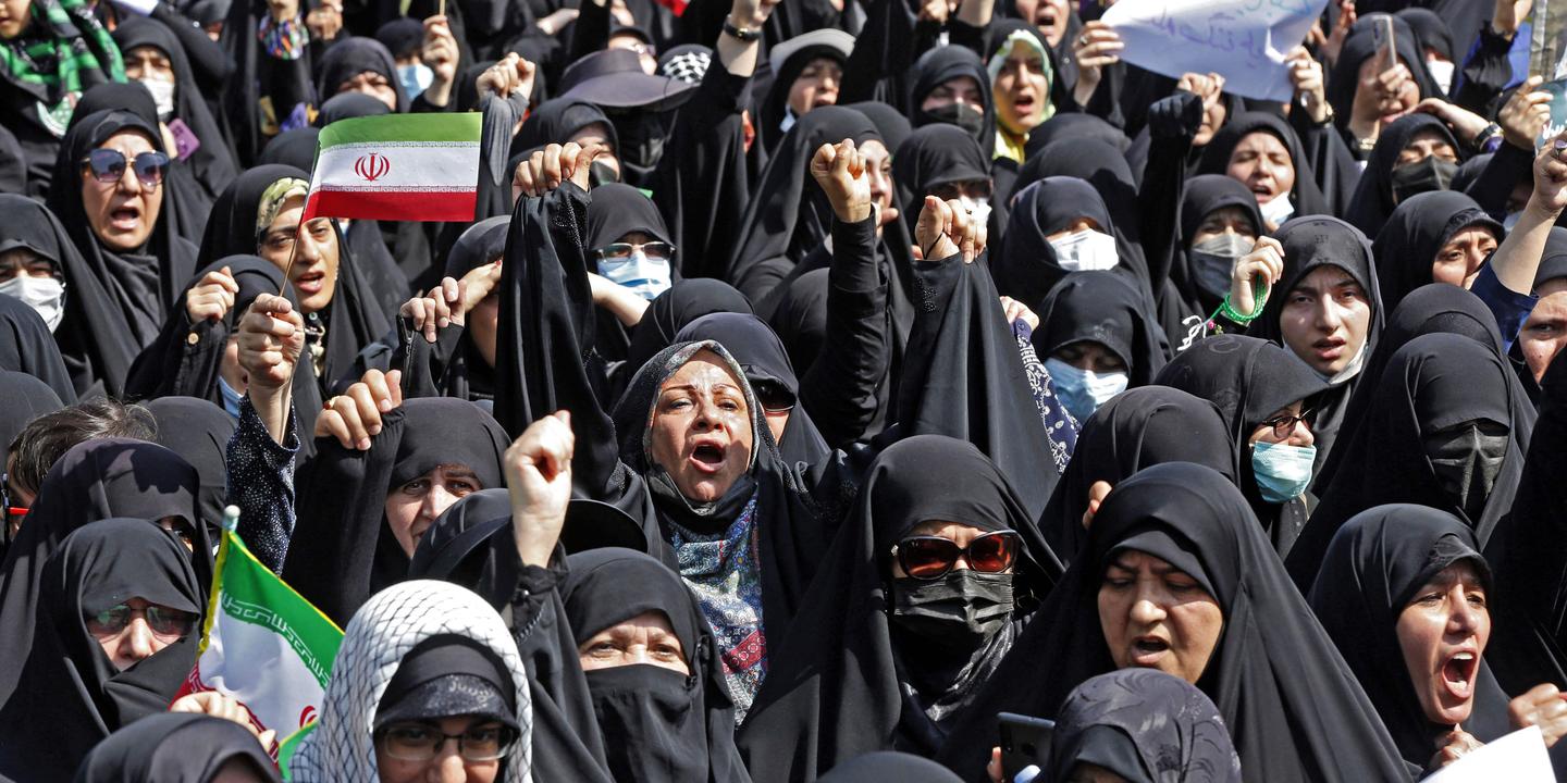 Les images des Iraniens qui manifestent pour défendre le régime et le ...