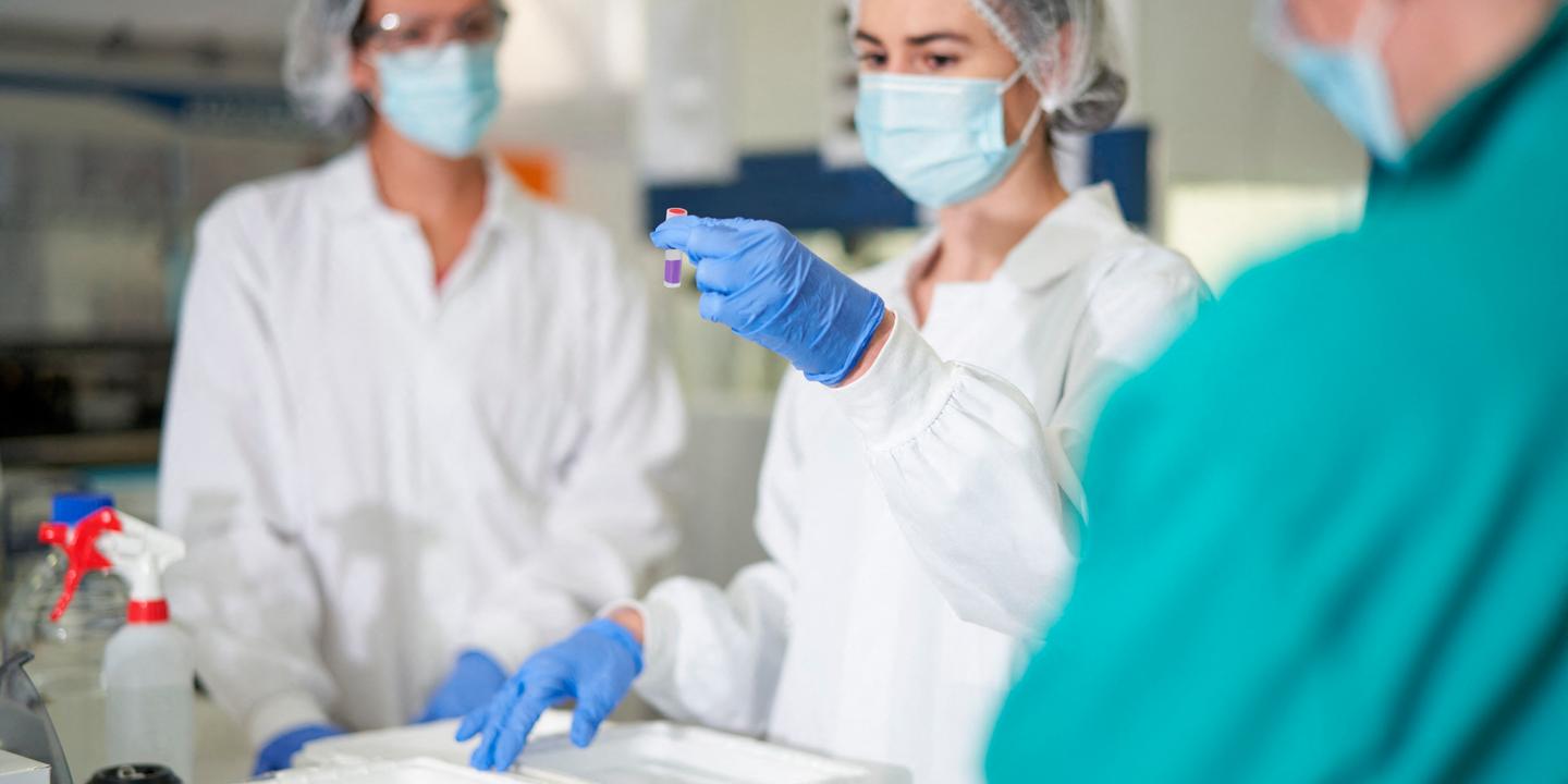 Virology: A timeline of lab accidents, biological attacks and ...