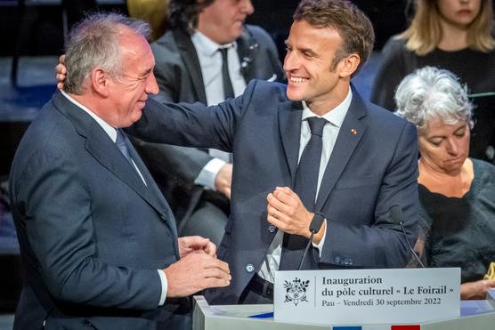 Emmanuel Macron et François Bayrou affichent une entente au beau fixe à Pau