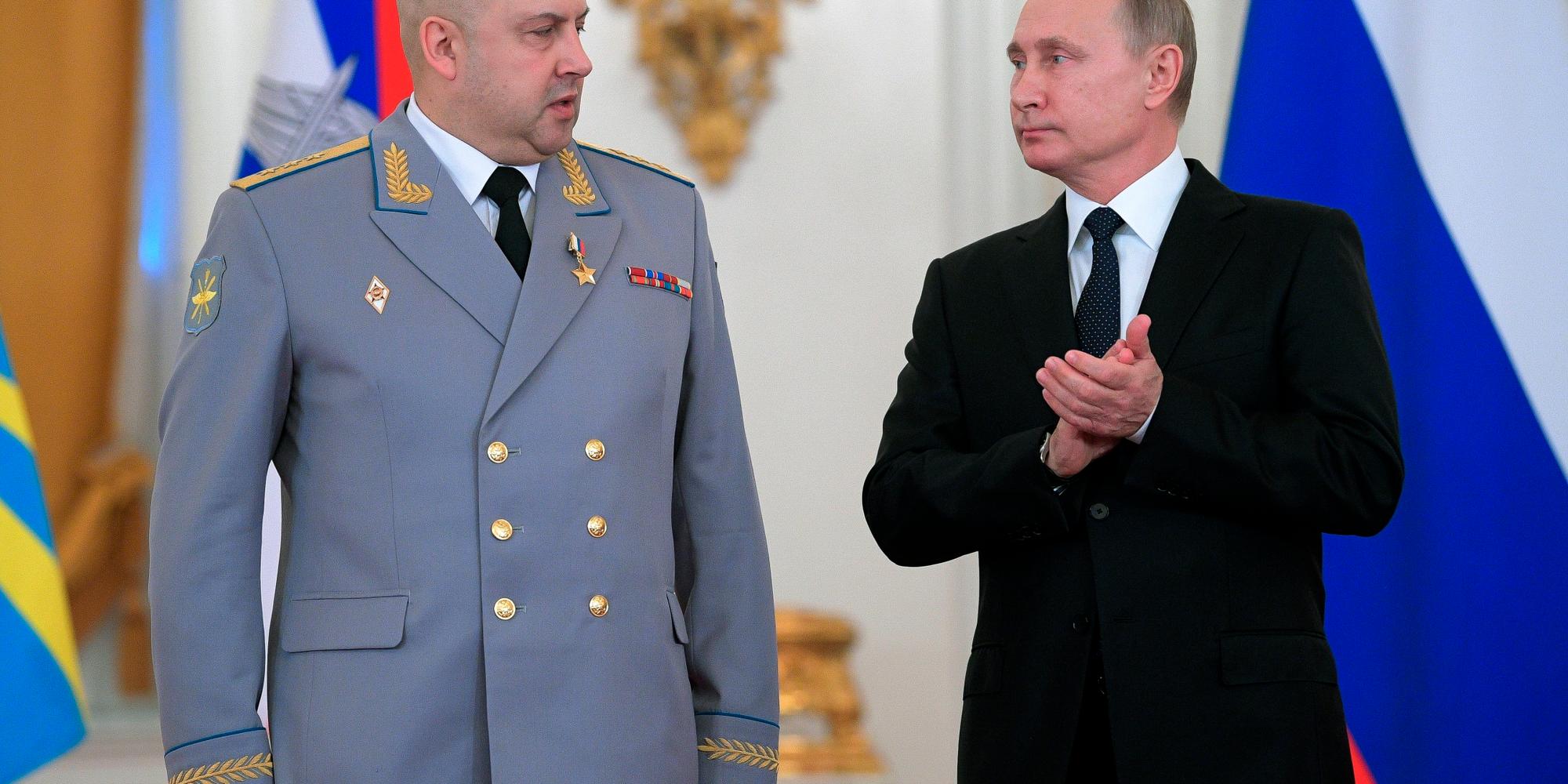 Guerre en Ukraine : Vladimir Poutine accuse les services secrets ...