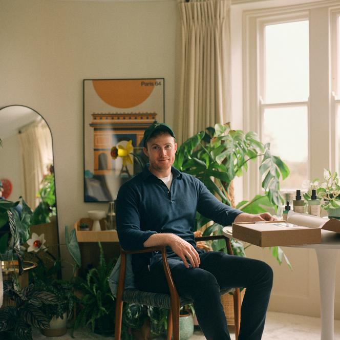 Jack Lewis, créateur de cosmétiques pour plantes d’intérieur