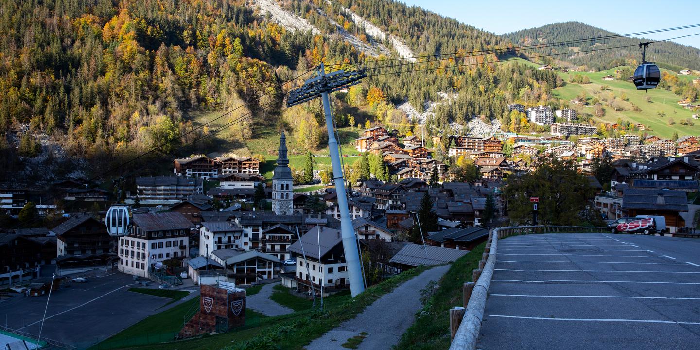 A La Clusaz, le projet de retenue d’eau pour assurer l’enneigement de ...