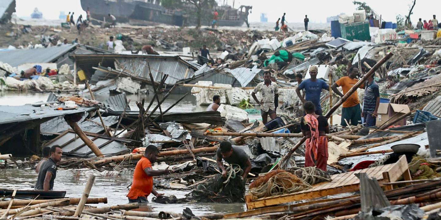 Bangladesh: Deadly tropical storm impacts millions Bangladesh: Deadly tropical storm impacts millions