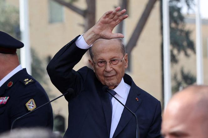Lebanon President Aoun leaves office amid economic crisis, no replacement Lebanon President Aoun leaves office amid economic crisis, no replacement