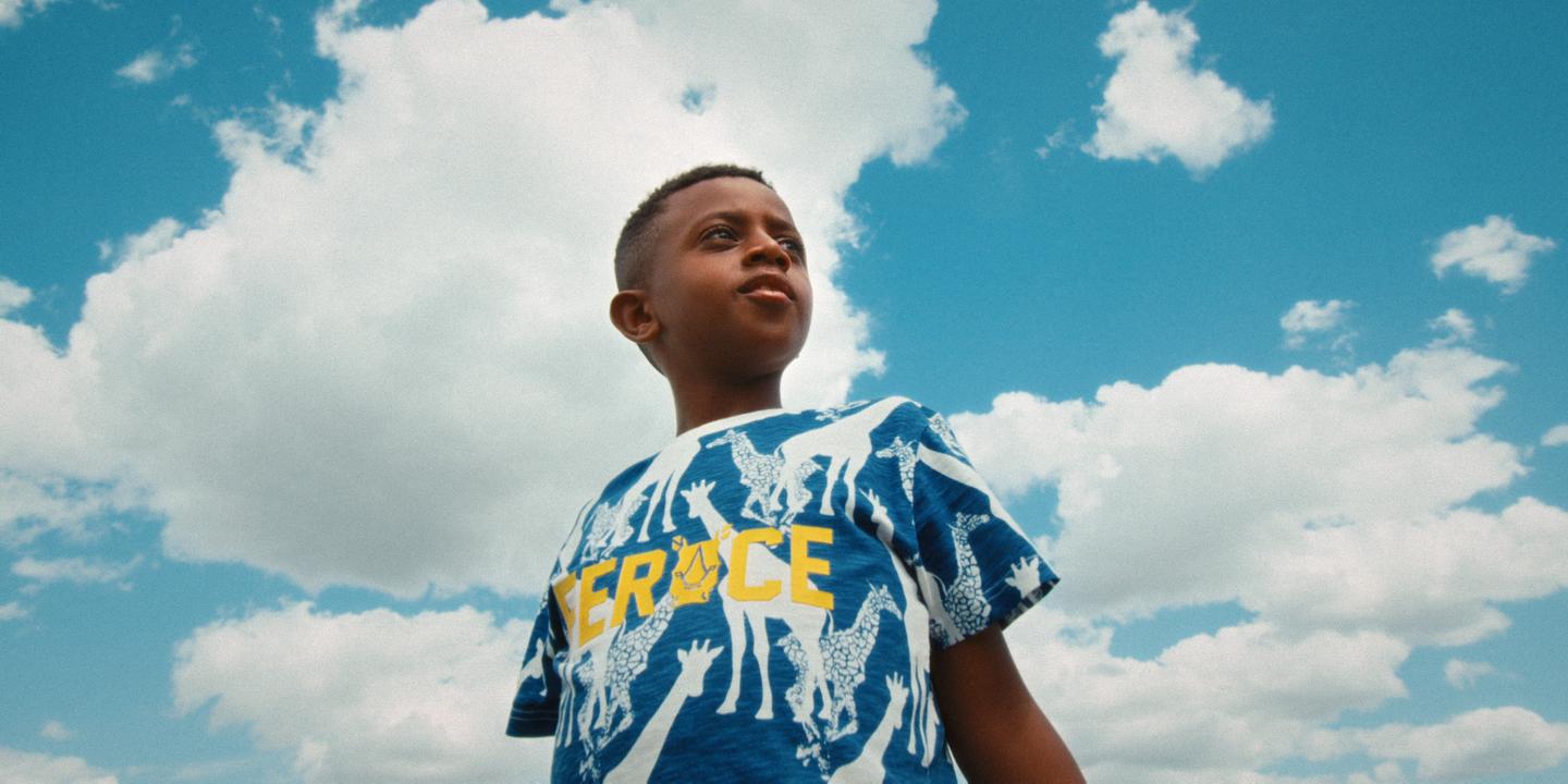 « Le Monde de Kaleb » : histoire d’une famille choisie