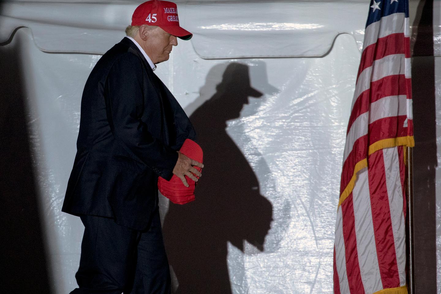 Trump's shadow looms over Republican midterms campaign