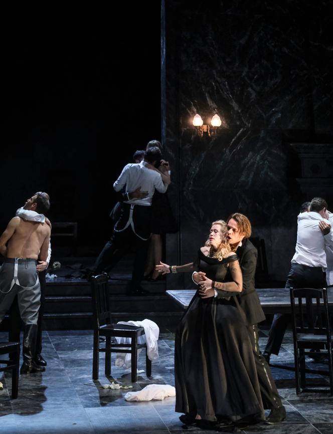 A l’Opéra du Rhin, bijoux volés, luth magique et conte cruel