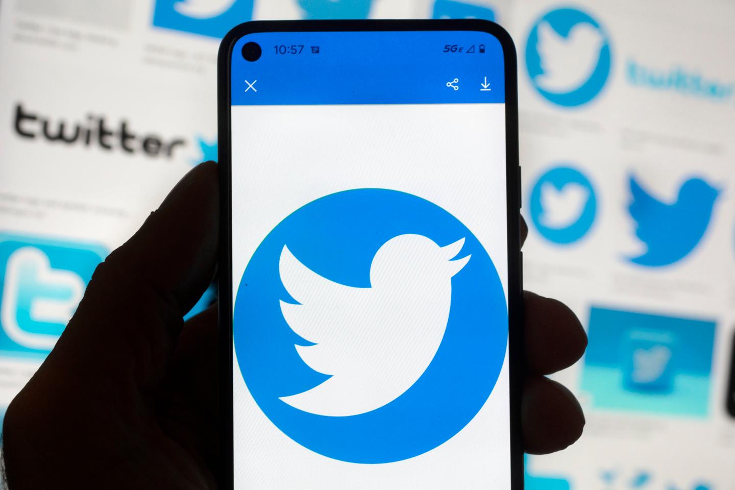 Twitter Launches Controversial 8 Blue Tick Subscription Service