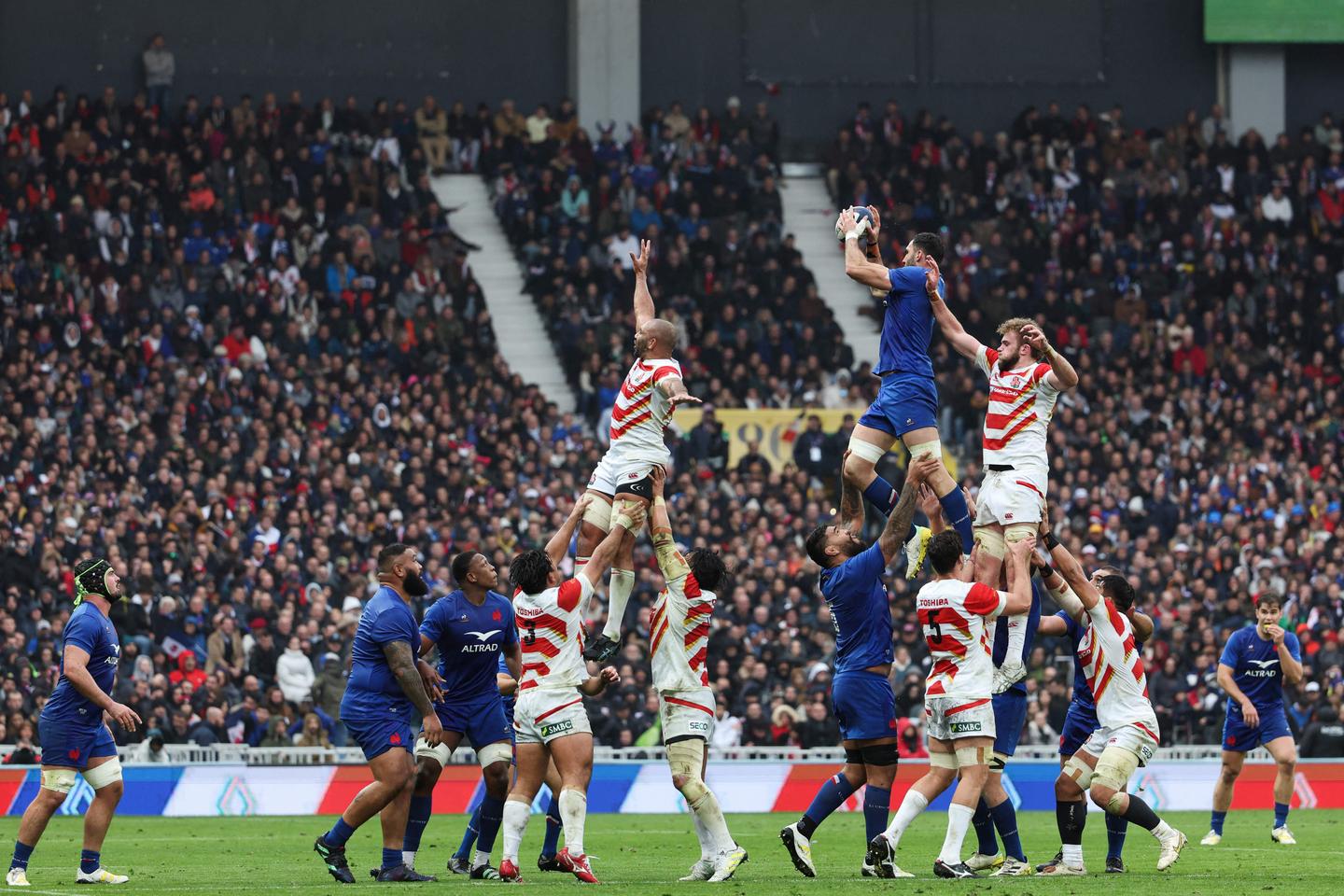 Rugby : les Bleus l’emportent face au Japon et terminent l’année 2022 ...