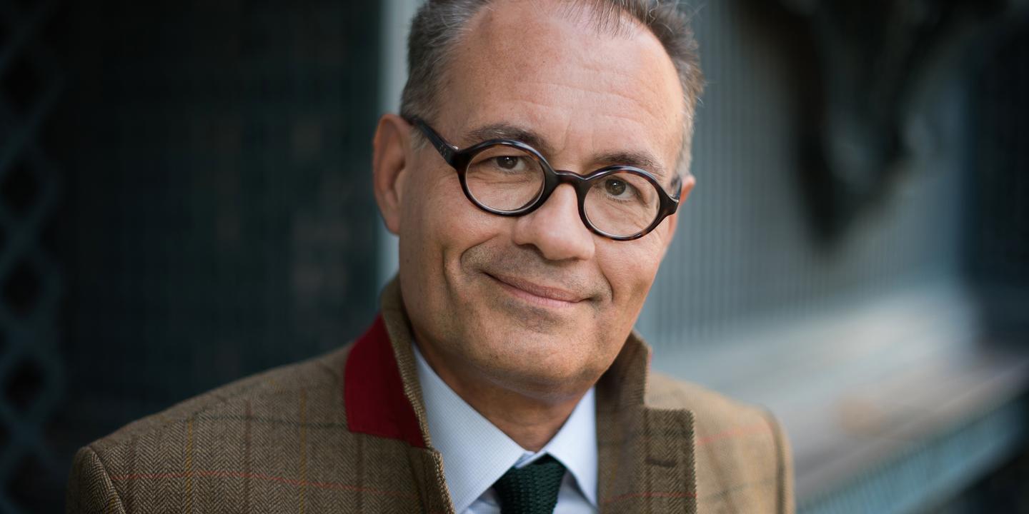 « L’air était tout en feu » : Camille Pascal complote