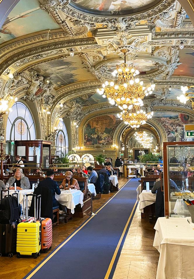 Le Train Bleu's steak tartar is savored first with the eyes, then the ...