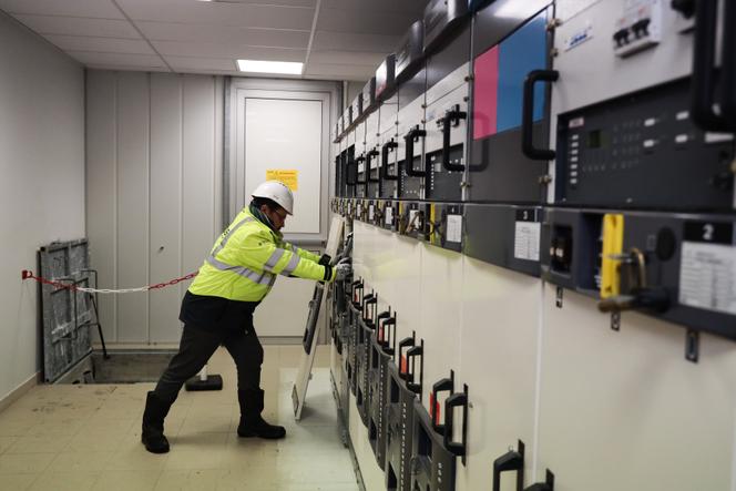 France is on a knife edge over possible power cuts