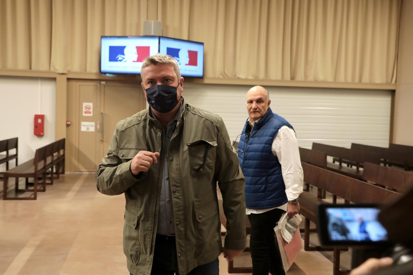 Cinq ans de prison pour un ancien directeur corrompu du conseil ...