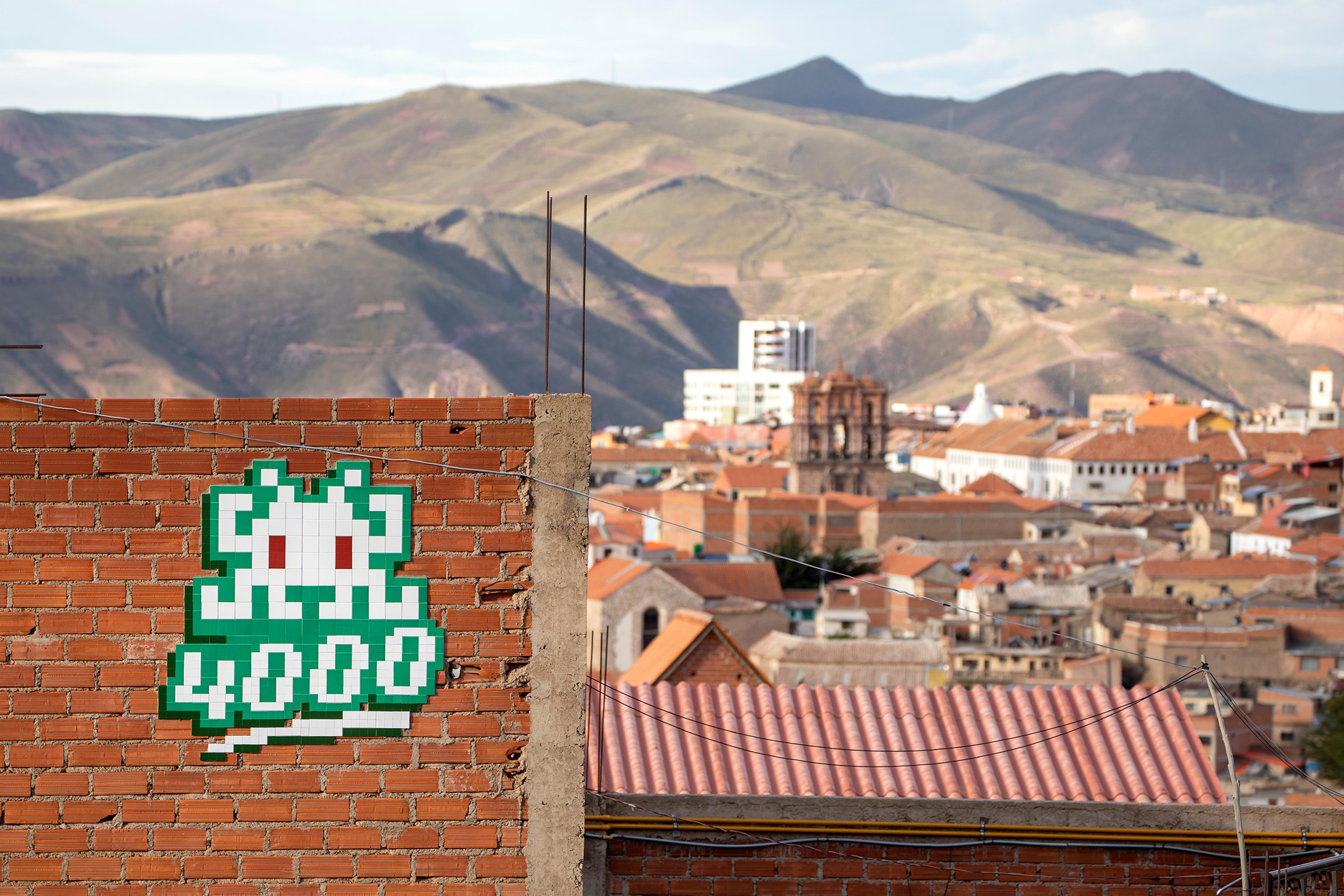 « Invader 4000 » : les pixels d’Invader de la rue à la galerie