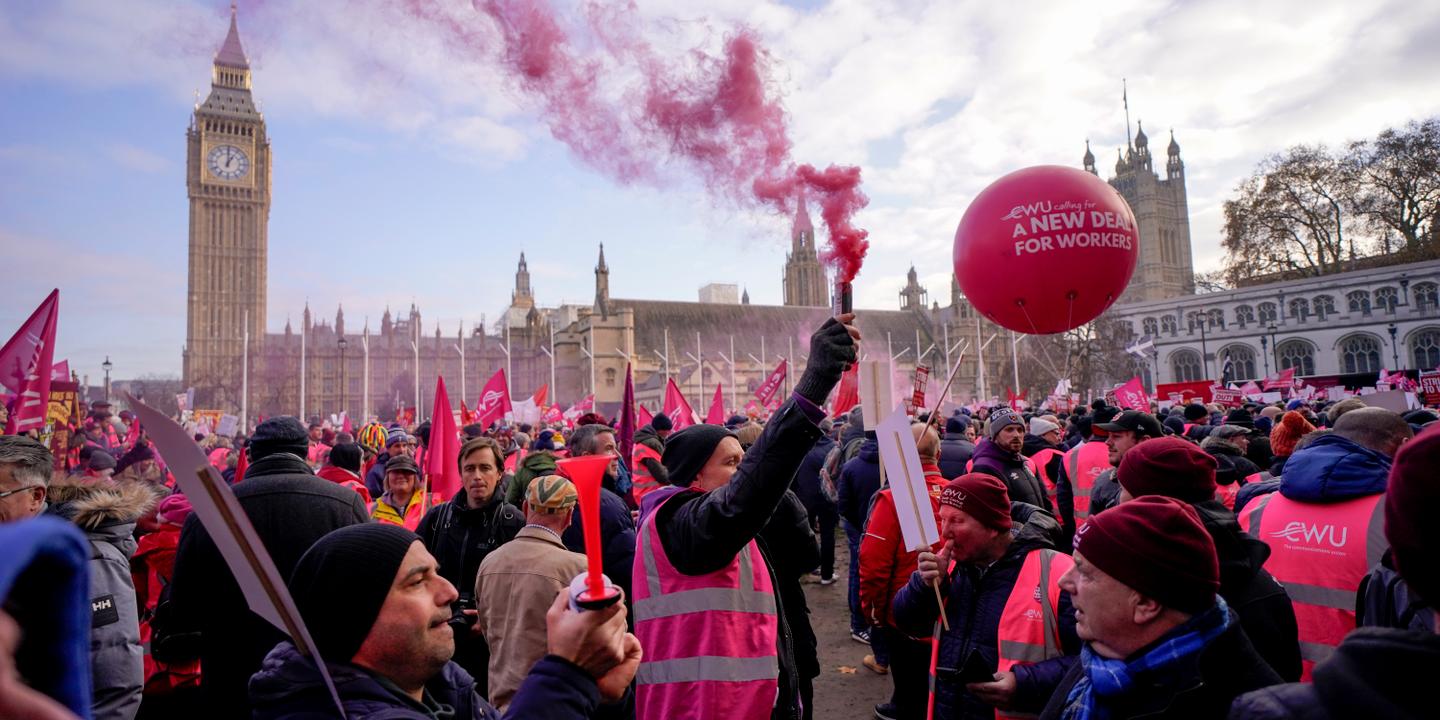 UK readies for massive December strikes over wage grievances