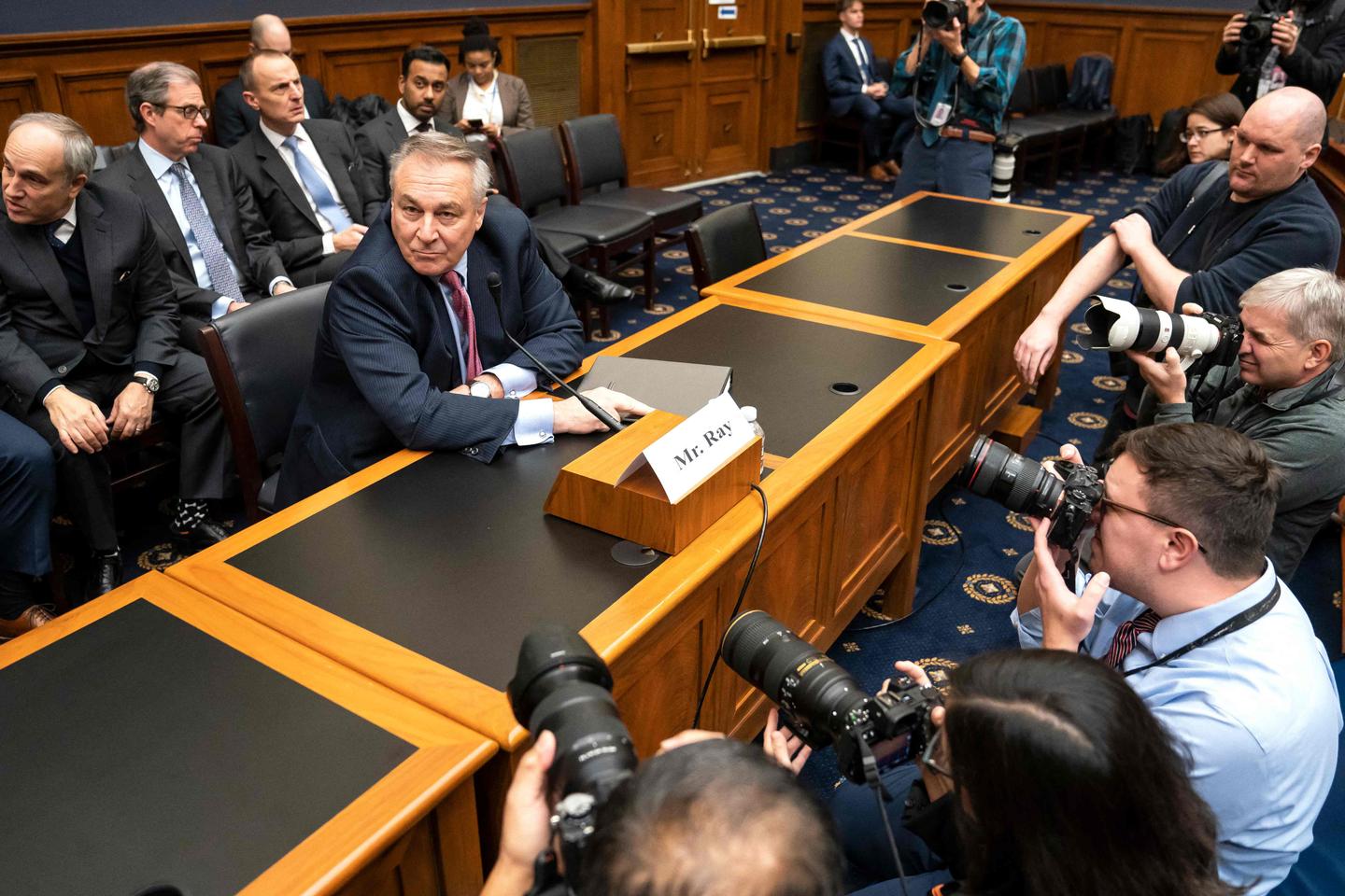 before Congress, the interim boss draws the first assessment of a ...