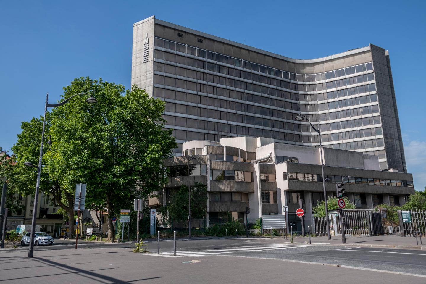 Architecture : la tension monte autour du tripode de l’Insee, à Malakoff