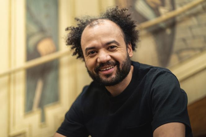 L’humoriste Fabrice Eboué, « mec à l’ancienne » assumé et râleur invétéré