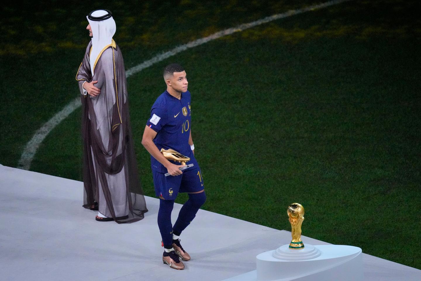 Hurst hails Mbappé on joining World Cup final hat-trick club