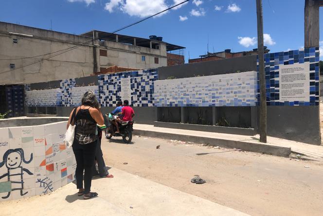 Favela People With Guns