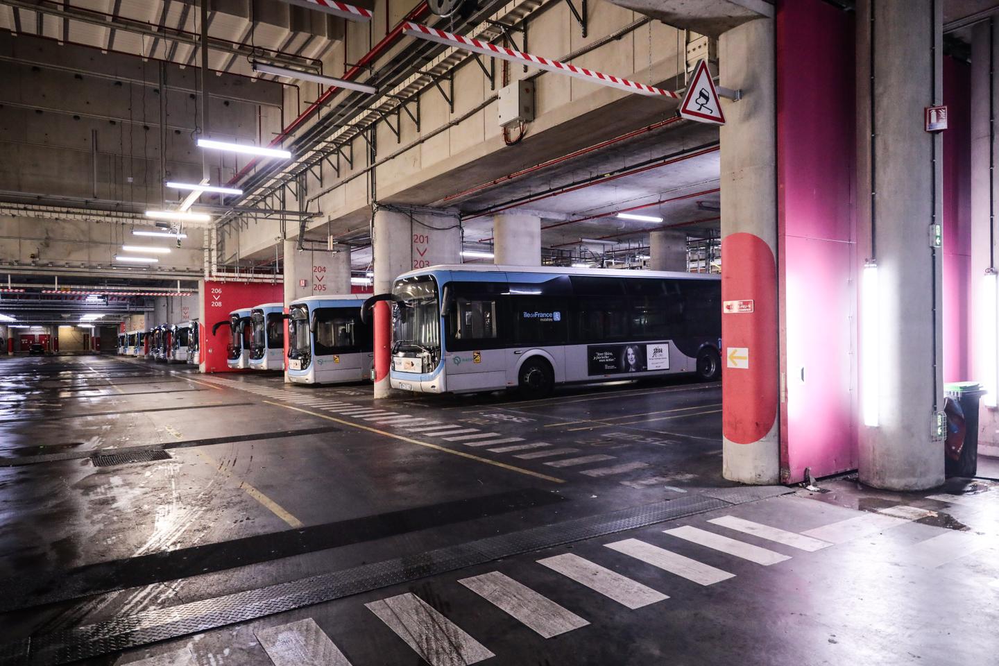 « Nous vous demandons de surseoir au processus de privatisation pour l ...