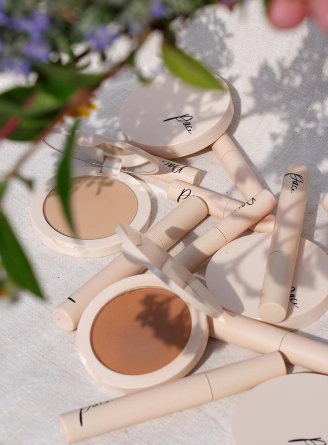 Le naturel sans fard, de Pauline Grasset et Alice Roche