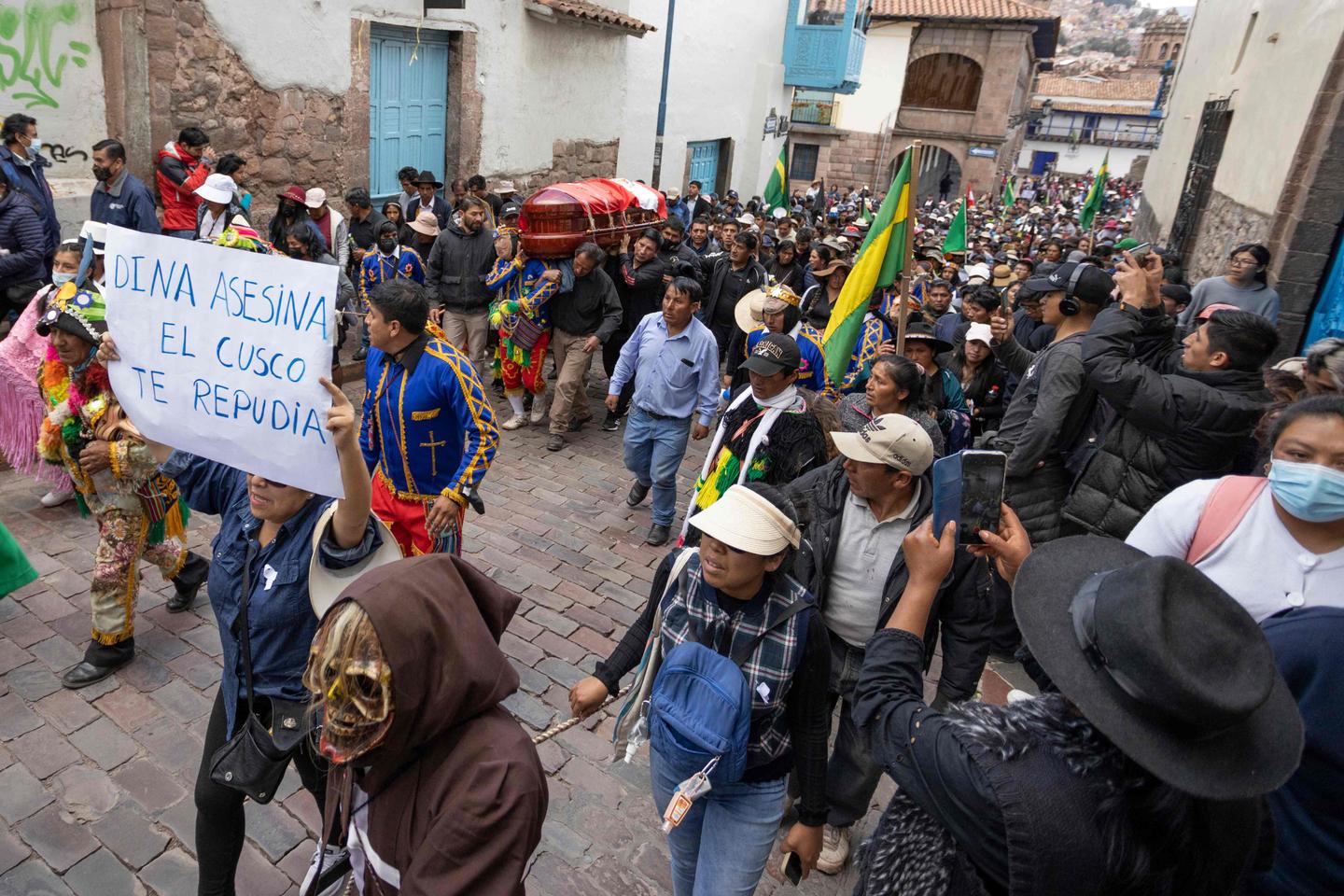 Peru: movement of protest against government does not weaken, despite ...