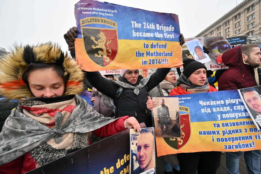 Guerre en Ukraine, en direct : à Dnipro, les recherches se poursuivent ...