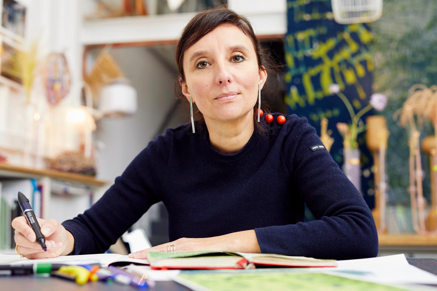 Dans l’atelier de... Elise Fouin, l’avant-gardiste poétique