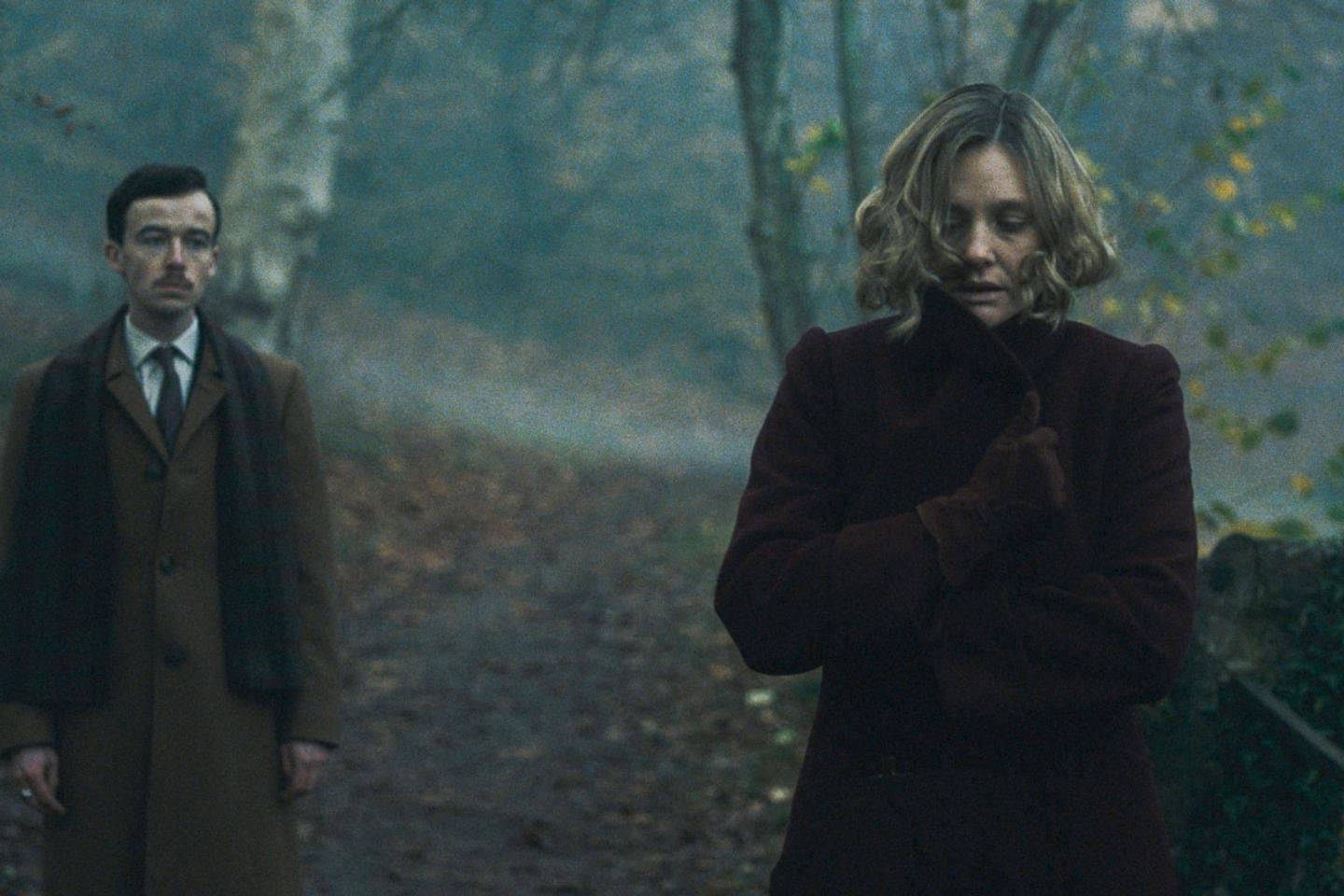 « Earwig » : une étrange histoire de rêves et de verres brisés