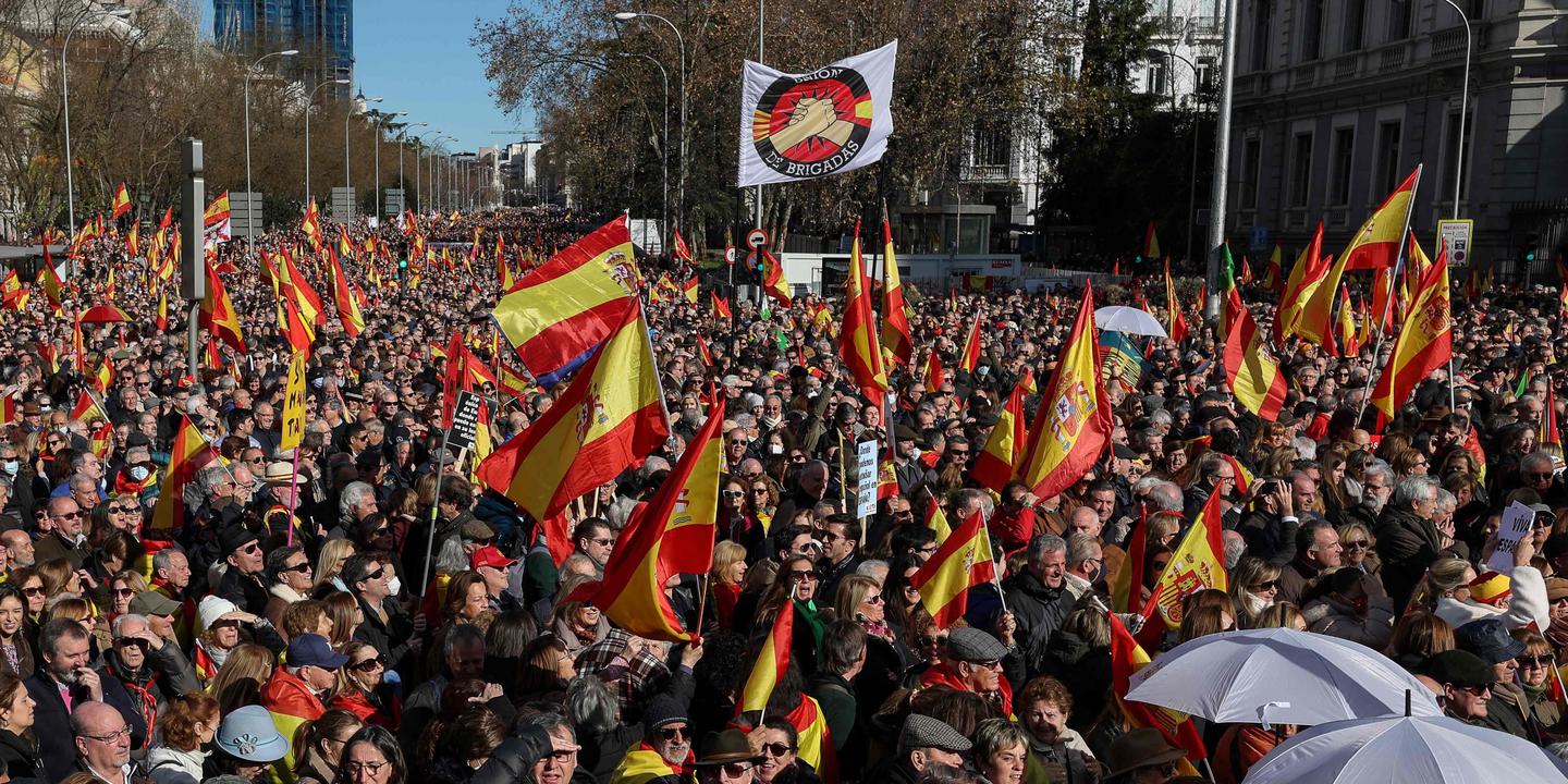 Right-wing parties gather tens of thousands for protest against Spanish ...