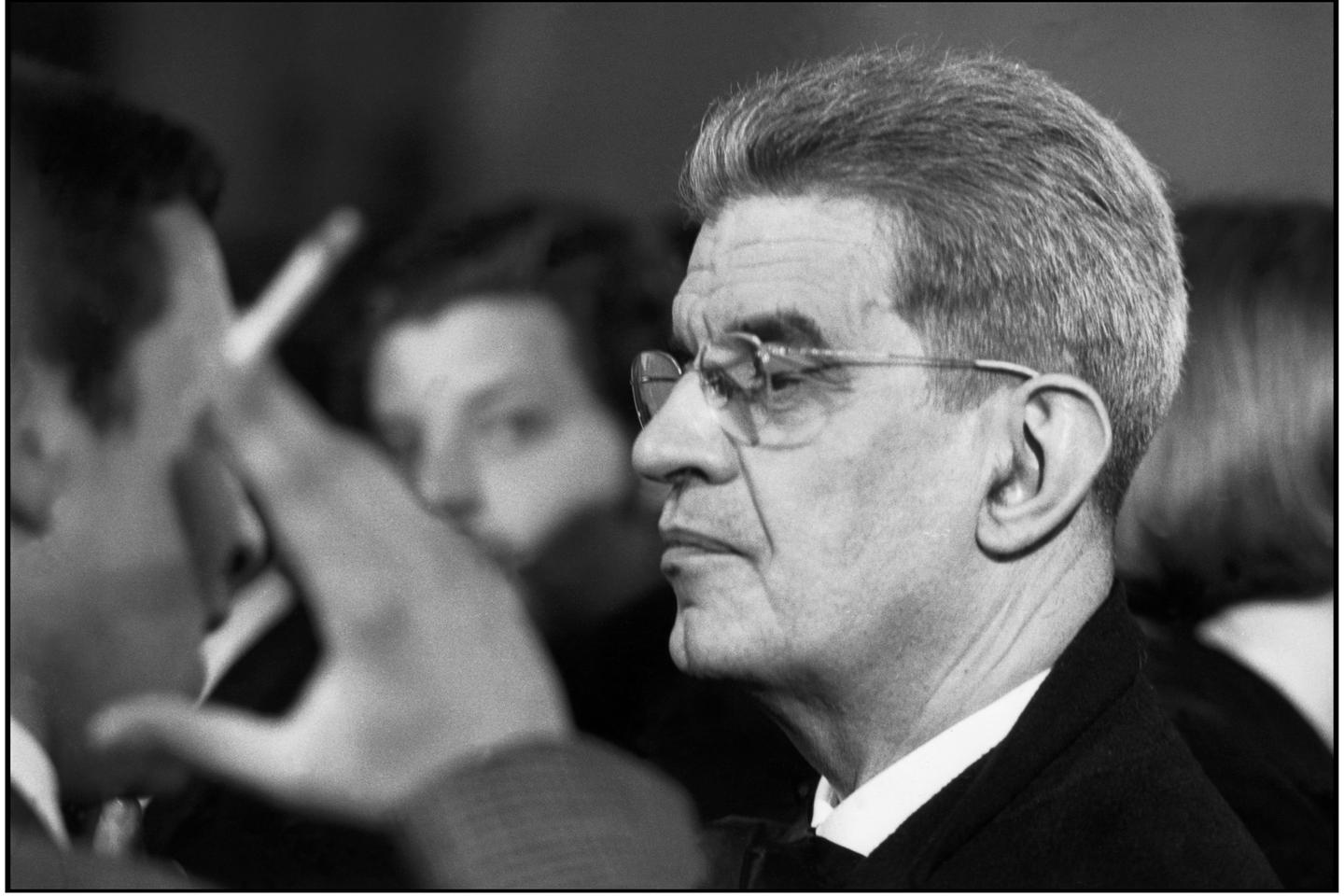 « La Logique du fantasme » : Jacques Lacan met le fantasme en équation « La Logique du fantasme » : Jacques Lacan met le fantasme en équation