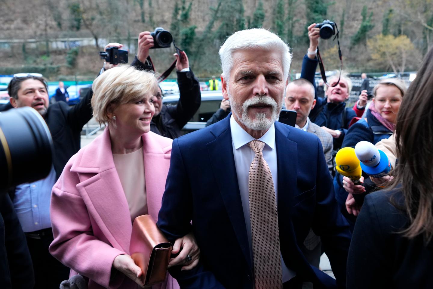 Retired NATO general Pavel wins landslide victory in Czech presidential ...