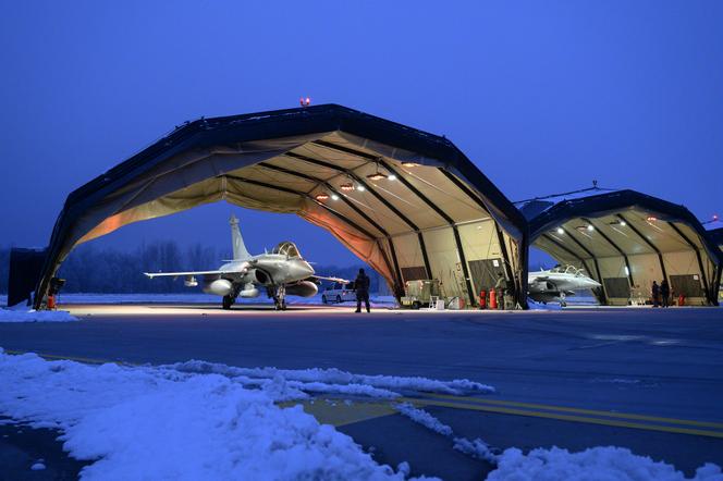 Over Lithuania, French Rafale fighters cross paths with Russian aircraft