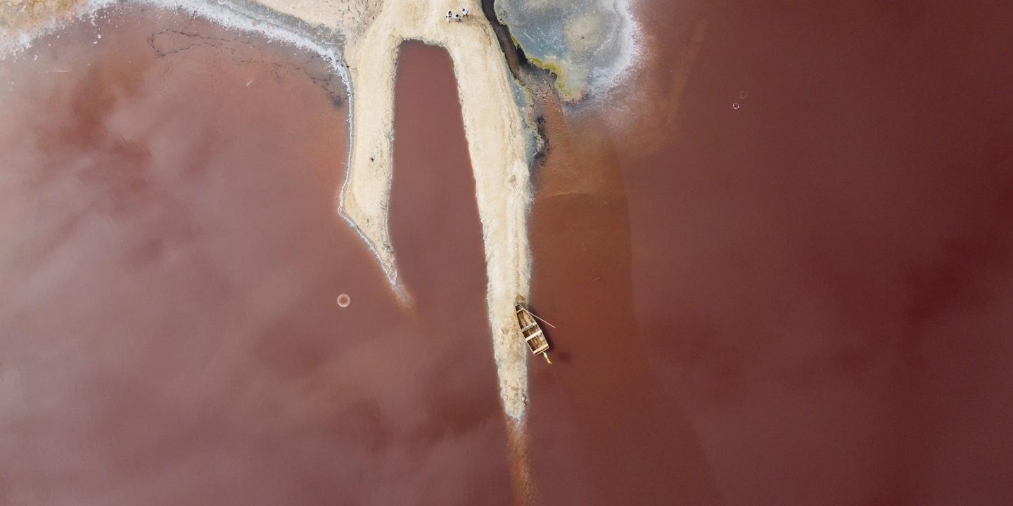 Au Sénégal, le lac Rose est-il menacé
