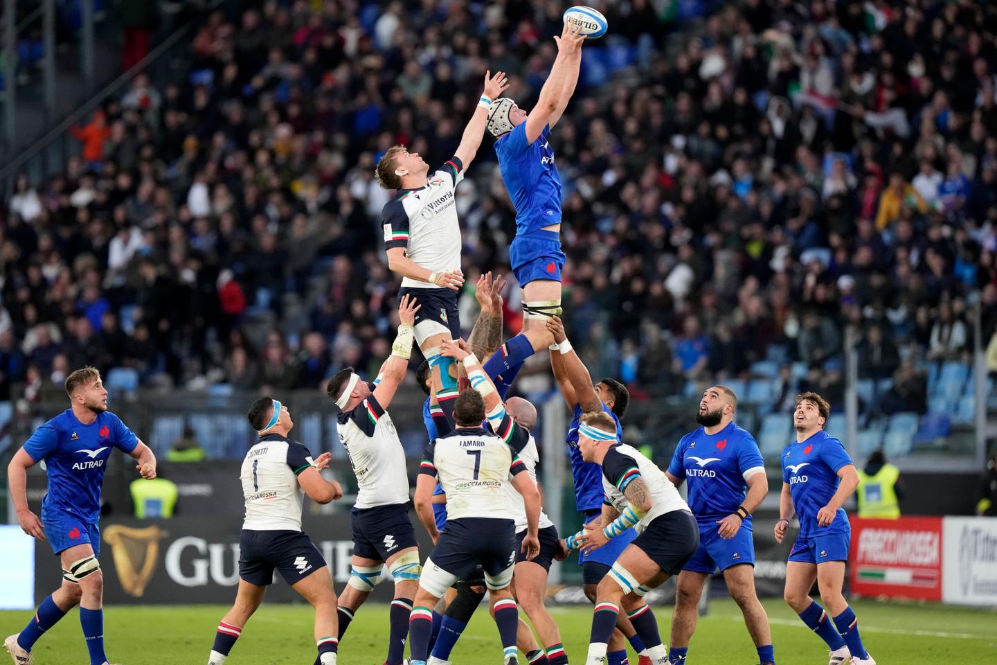 Six Nations Rugby Championship France scores narrow win against Italy