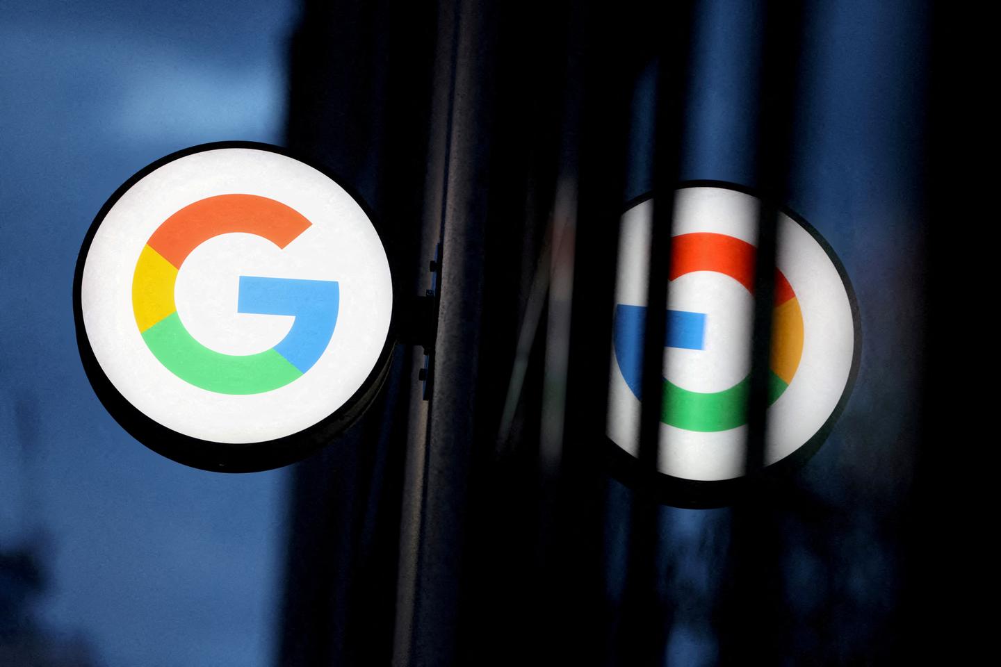 Intelligence artificielle : Google se lance dans une course contre ChatGPT et Microsoft