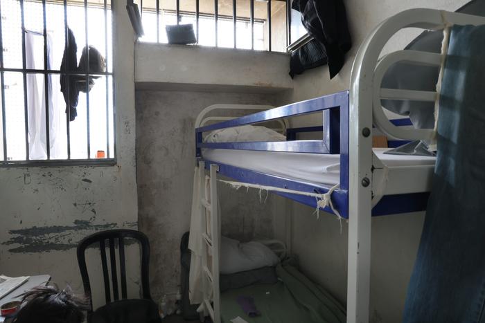 'There is a way to move toward more humane prisons in France: prison ...