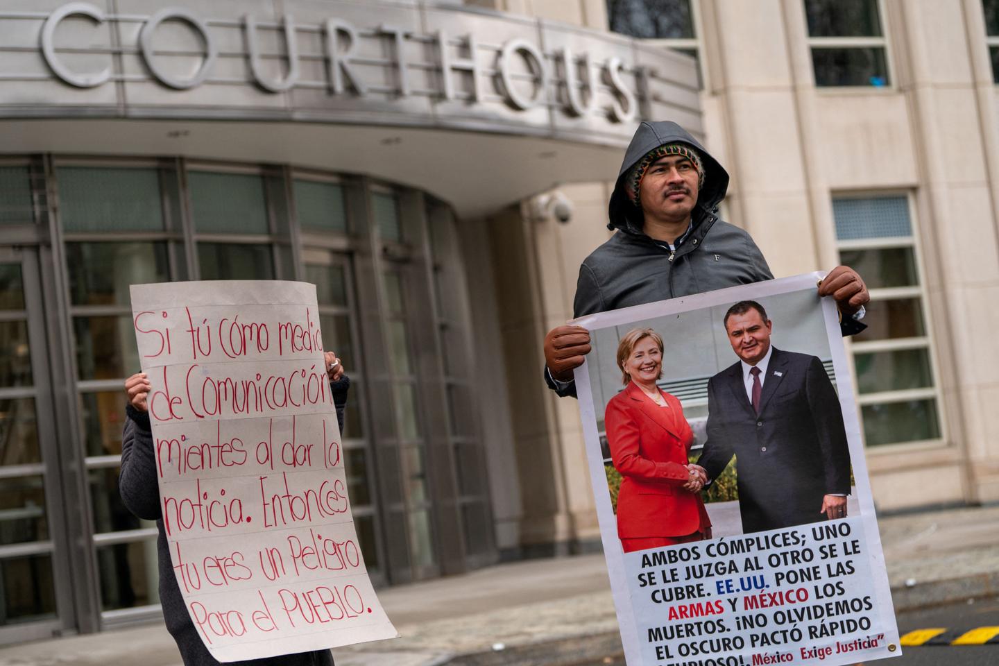 Genaro García Luna, exjefe de policía de México, declarado culpable de ...