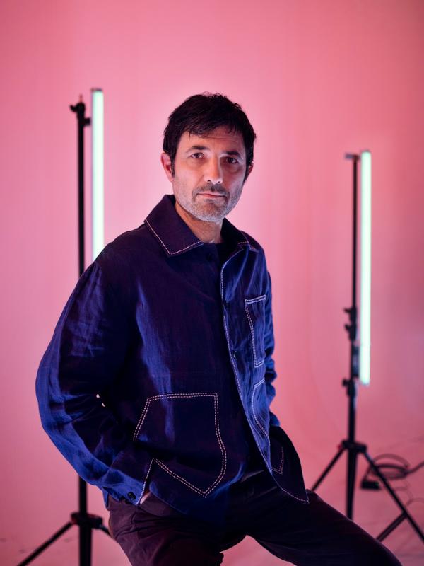 Avec l’album « Les Cent Prochaines Années », Albin de la Simone a ...