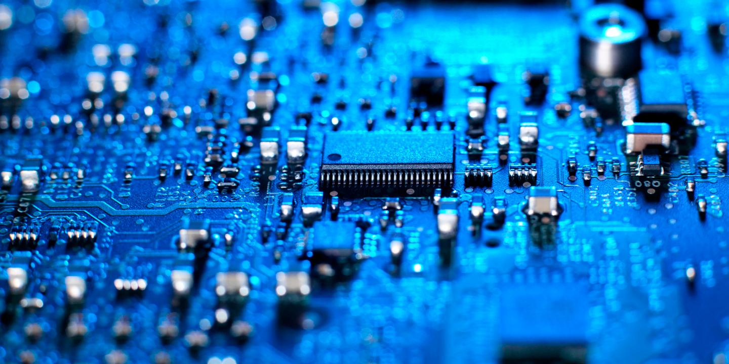 « La puce électronique est devenue la chose la plus précieuse au monde